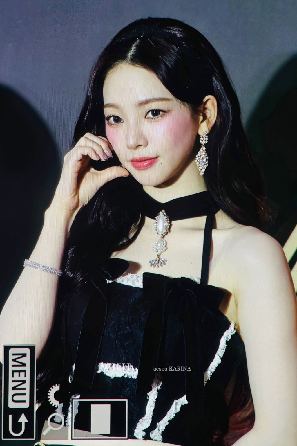 내가 사랑했던 모든 여자들 | 오늘 에스파 KGMA 레드카펫 프리뷰jpg - Daum 카페