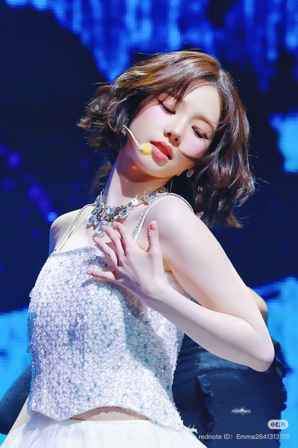 혹하게하는것들 | 런던 콘서트 단발 카리나 고화질jpg - Daum 카페