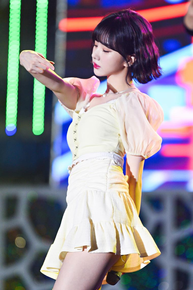 VIVIZ-은하 > 걸그룹 연예인 | 짤티비 - JJTV.KR