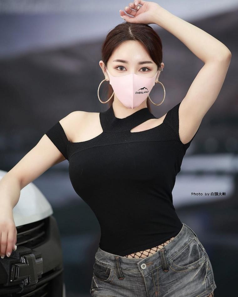 레이싱모델 여시연 올누드 옆가슴 If 후방주의 짤티비 Jjtv Kr