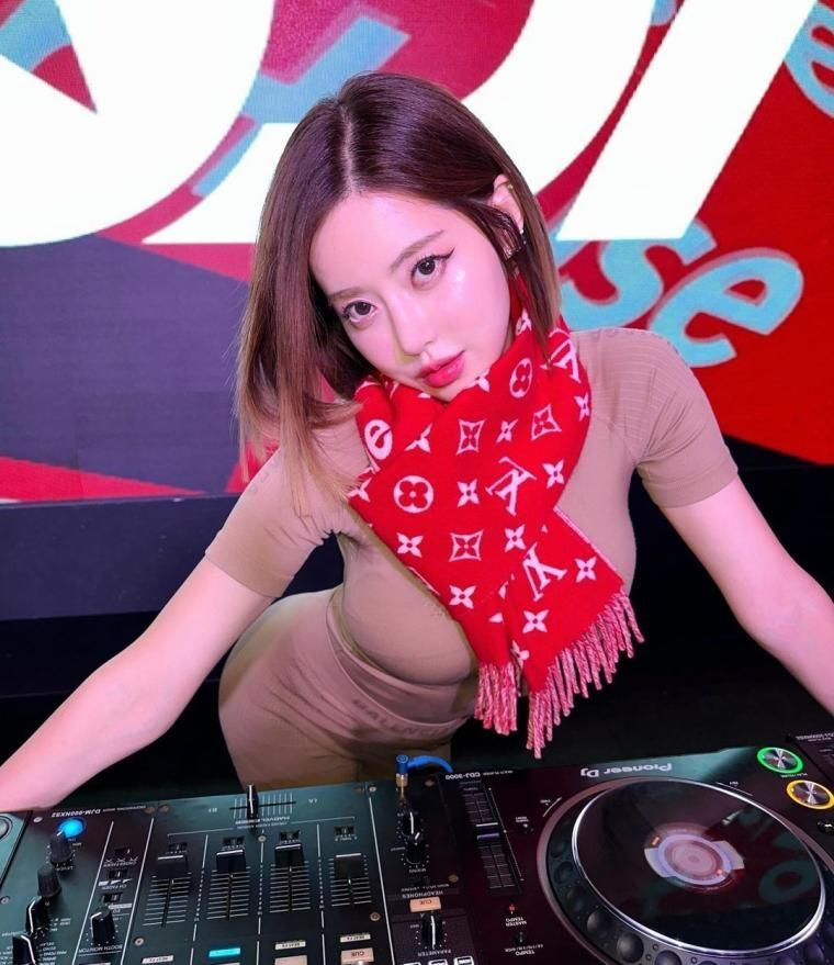 DJ 소다 미드 근황 jpg > 인플루언서 | 짤티비 - JJTV.KR