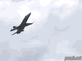 F-18 전투기 추락.gif