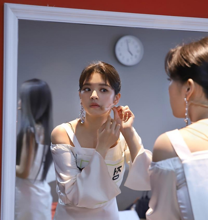 트와이스 쇼음악중심 대기실 비하인드 사진 - 방송/연예 - 꾸르