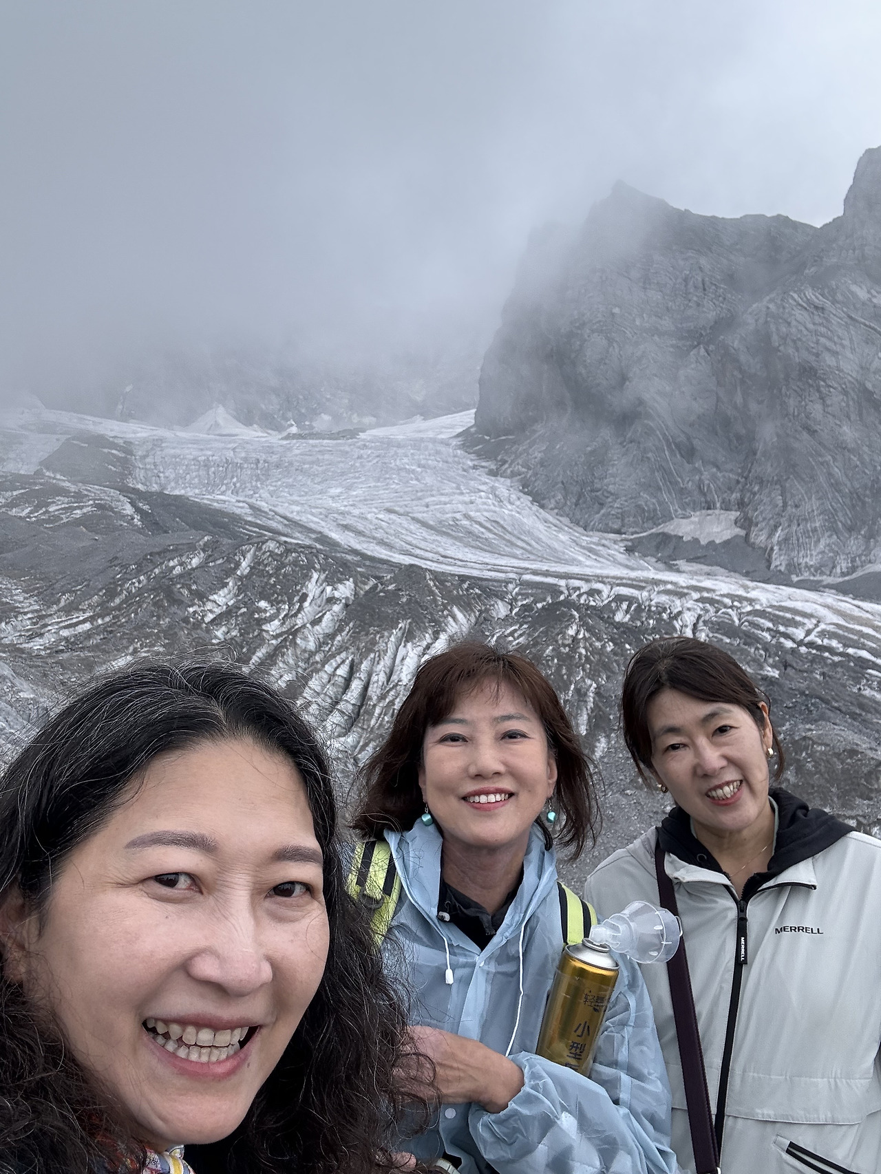 도도한 옥룡설산에 홀렸다