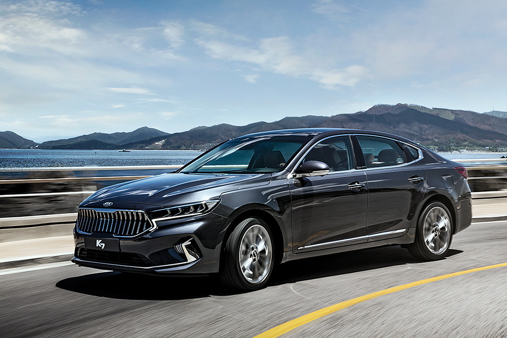 준대형 세단 라이벌 K7 vs 그랜저 비교