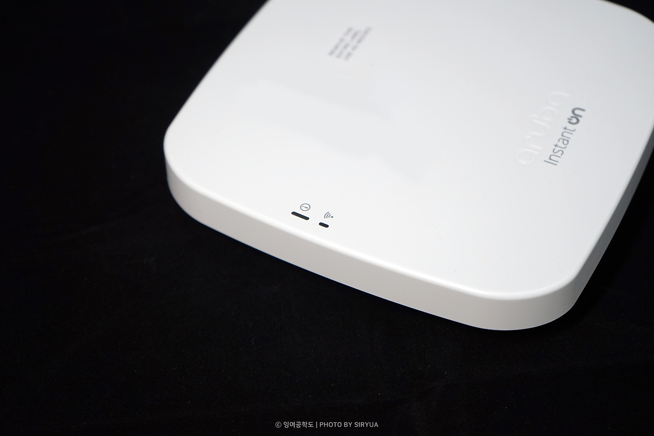 쉽게 사용할 수 있는 아루바 인스턴트온 AP11