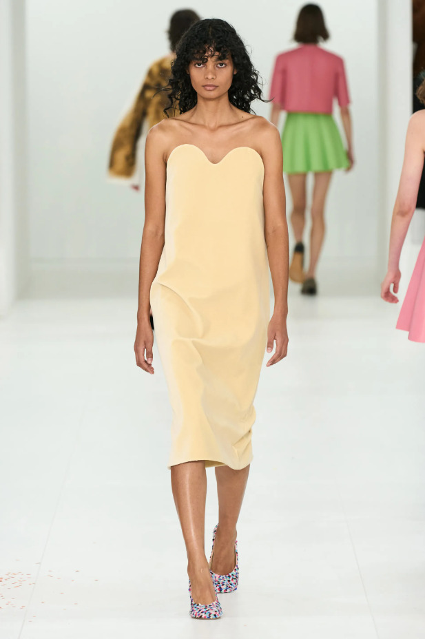 명품 컬렉션으로 한눈에 보는 2023F/W 패션 트렌드