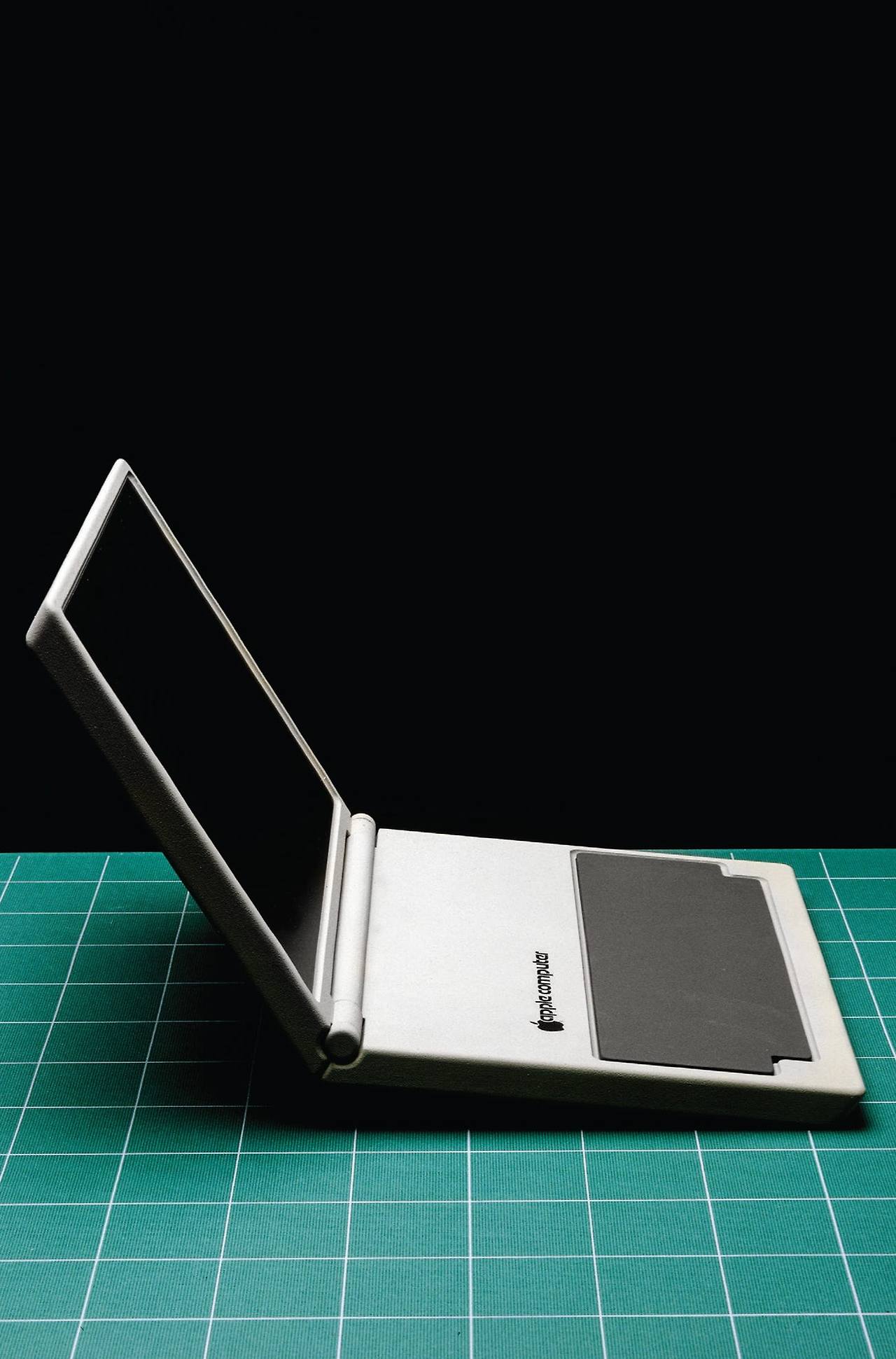 Apple. 1세대 디자이너 - 하트무트 에슬링거 Hartmut Esslinger : 네이버 블로그