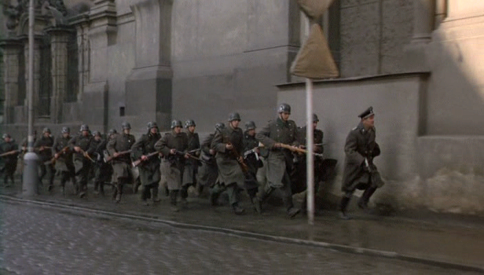 영화: 새벽의 7인(Operation Daybreak)