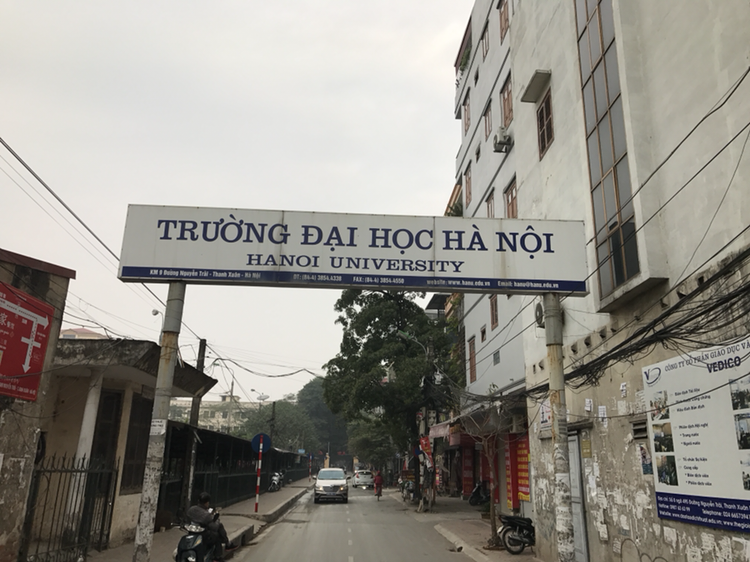 2017년 12월 24일 - hanoi univ.