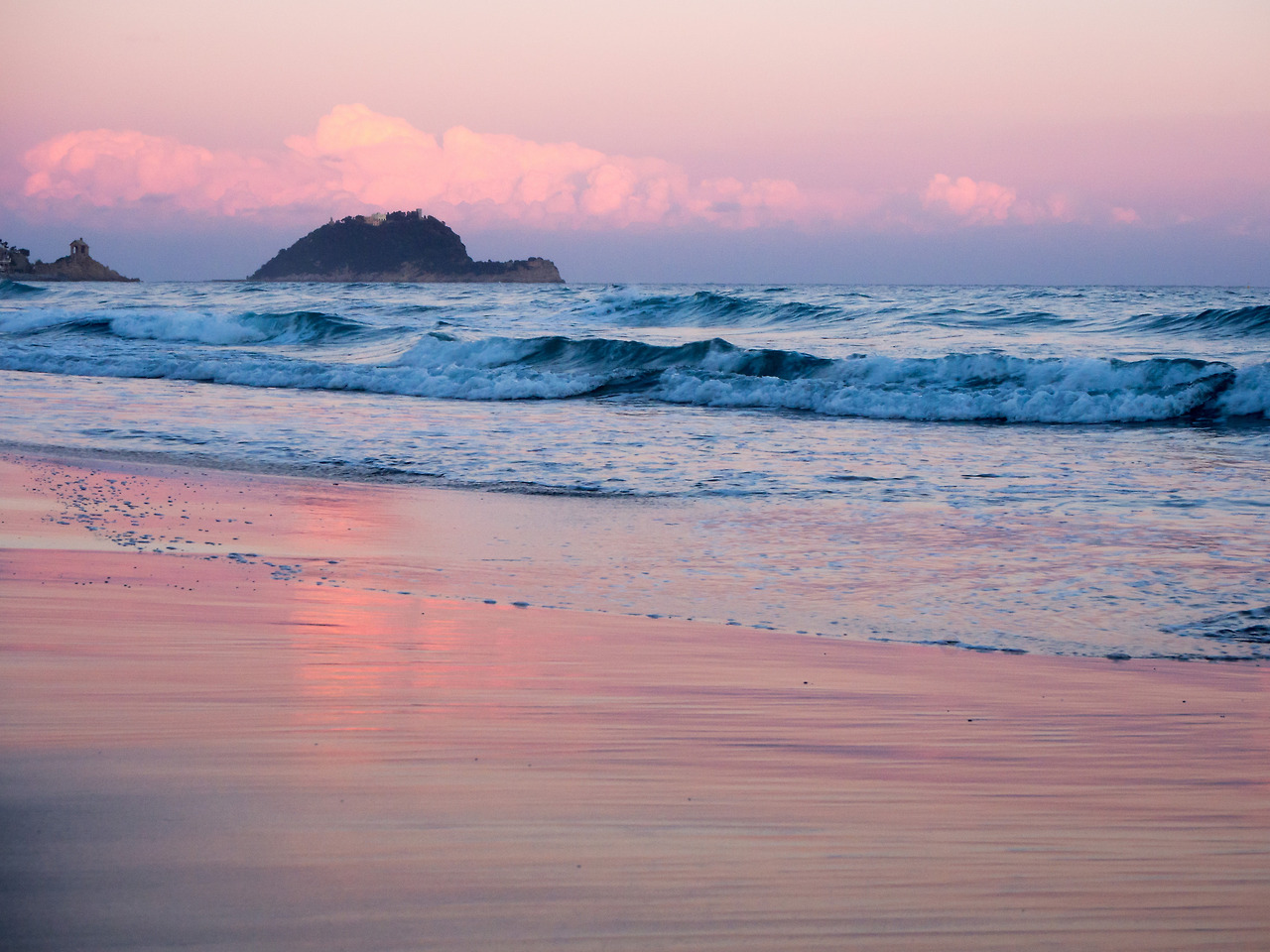 세계에서 가장 아름다운 핑크 해변 10곳