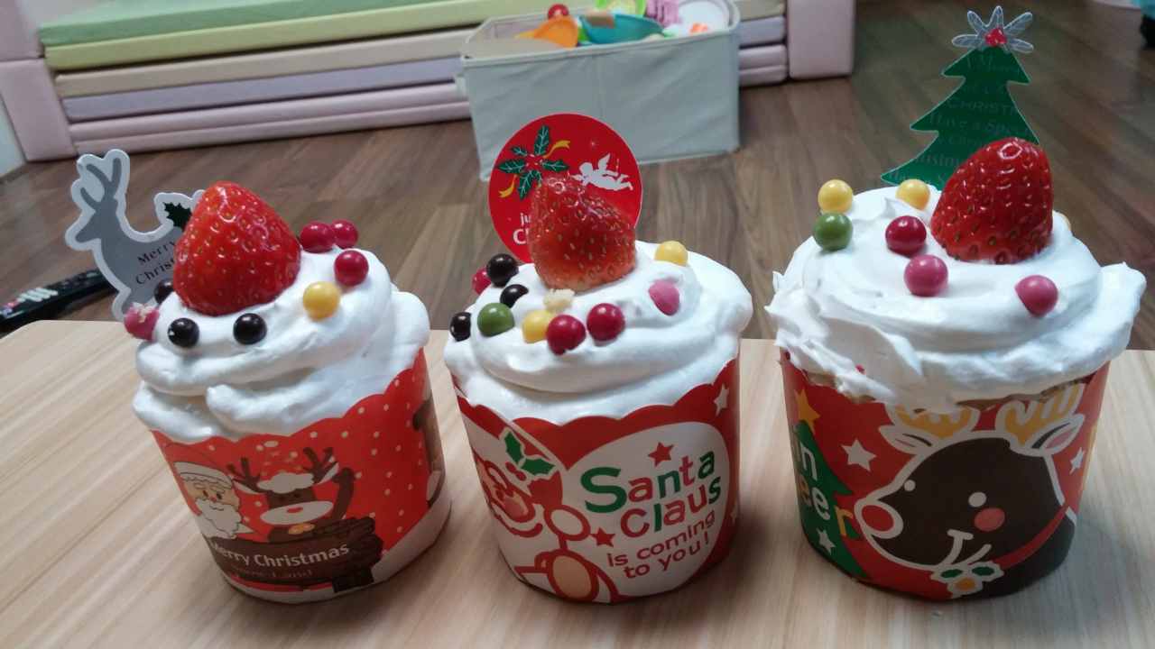 크리스마스 컵케이크 만들기