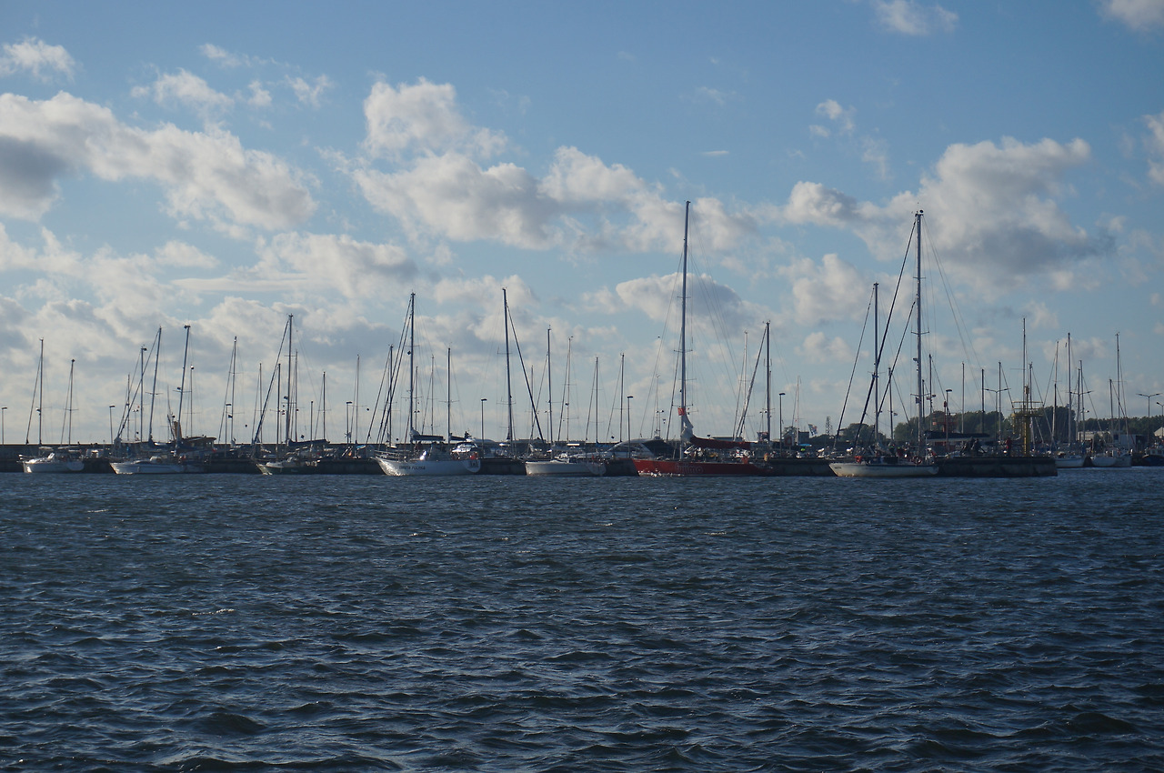 우주를 닮은, 깊고 짙고 서늘한 바다 헬(Hel)