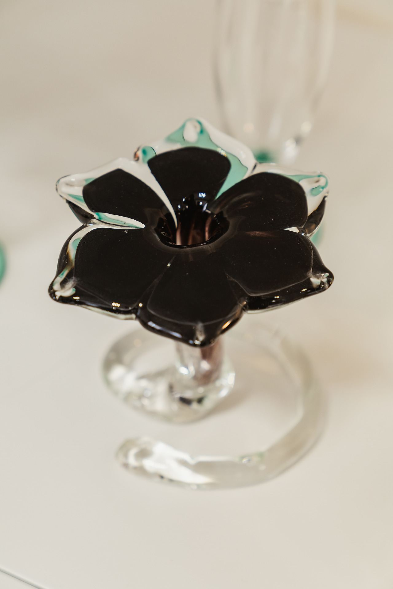 디케이에프에프 (dkff)